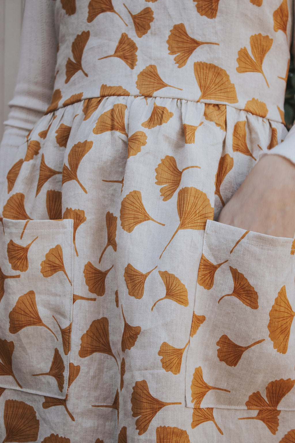 PDF Pattern - Ginkgo Pinafore | Madswick – MaaiDesign Fabrics