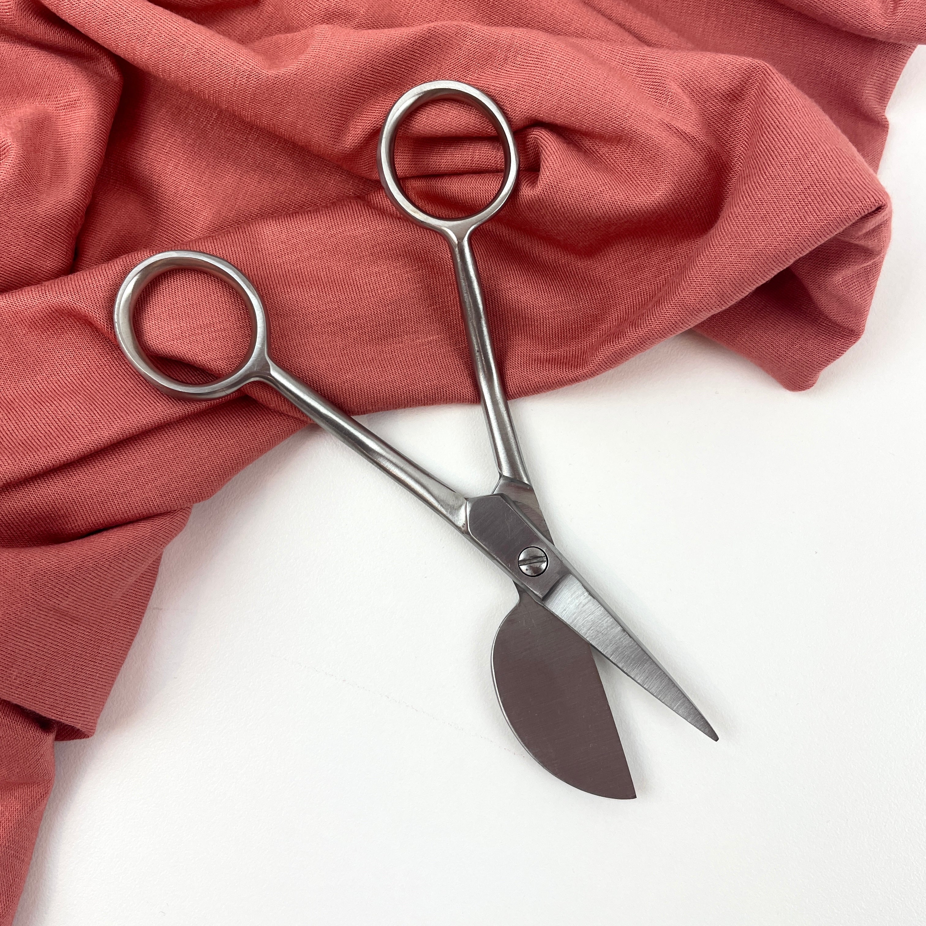 Duckbill Applique Scissors – MaaiDesign Fabrics