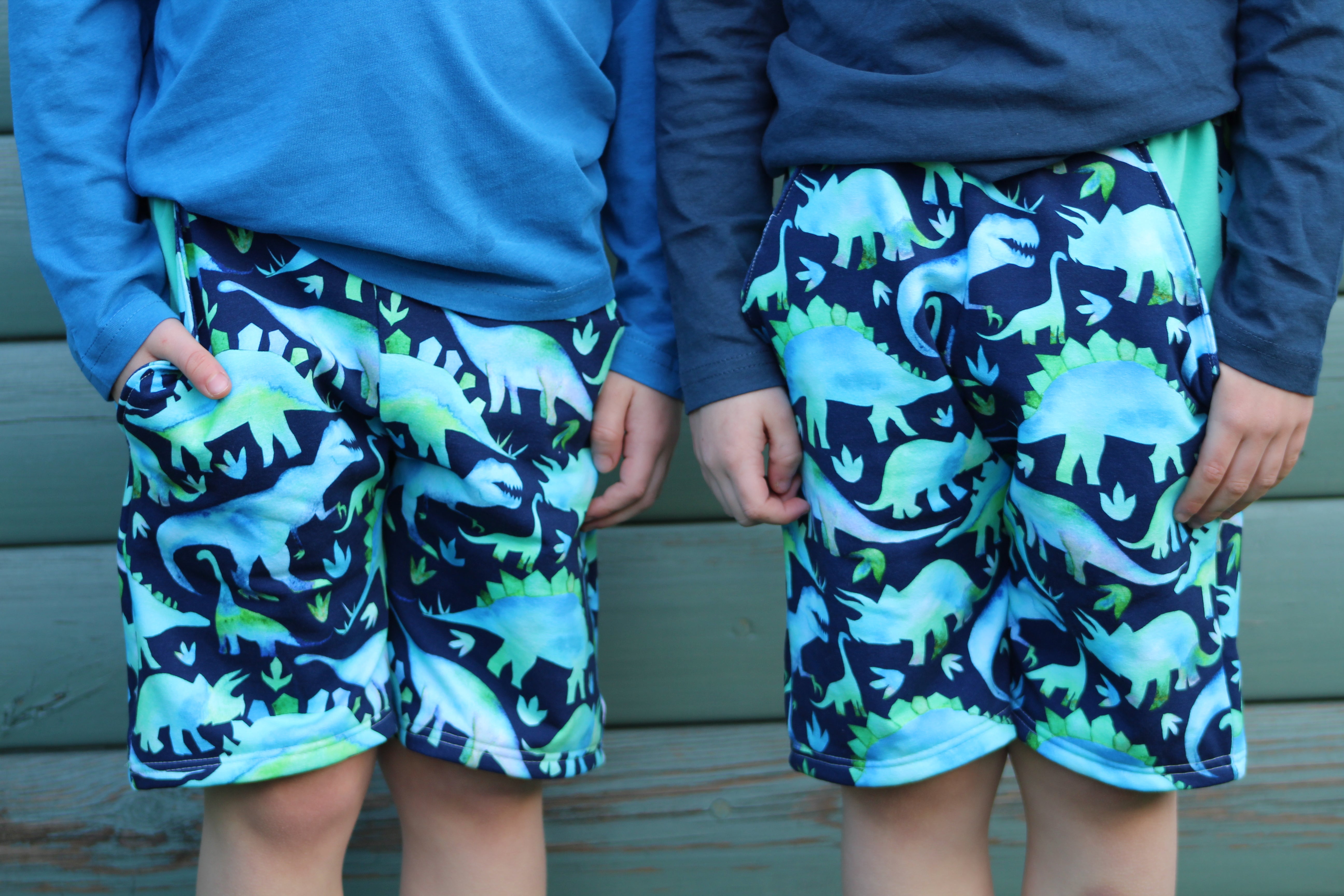 PDF Pattern - Shoreline Shorts - Child | Waves & Wild – MaaiDesign Fabrics